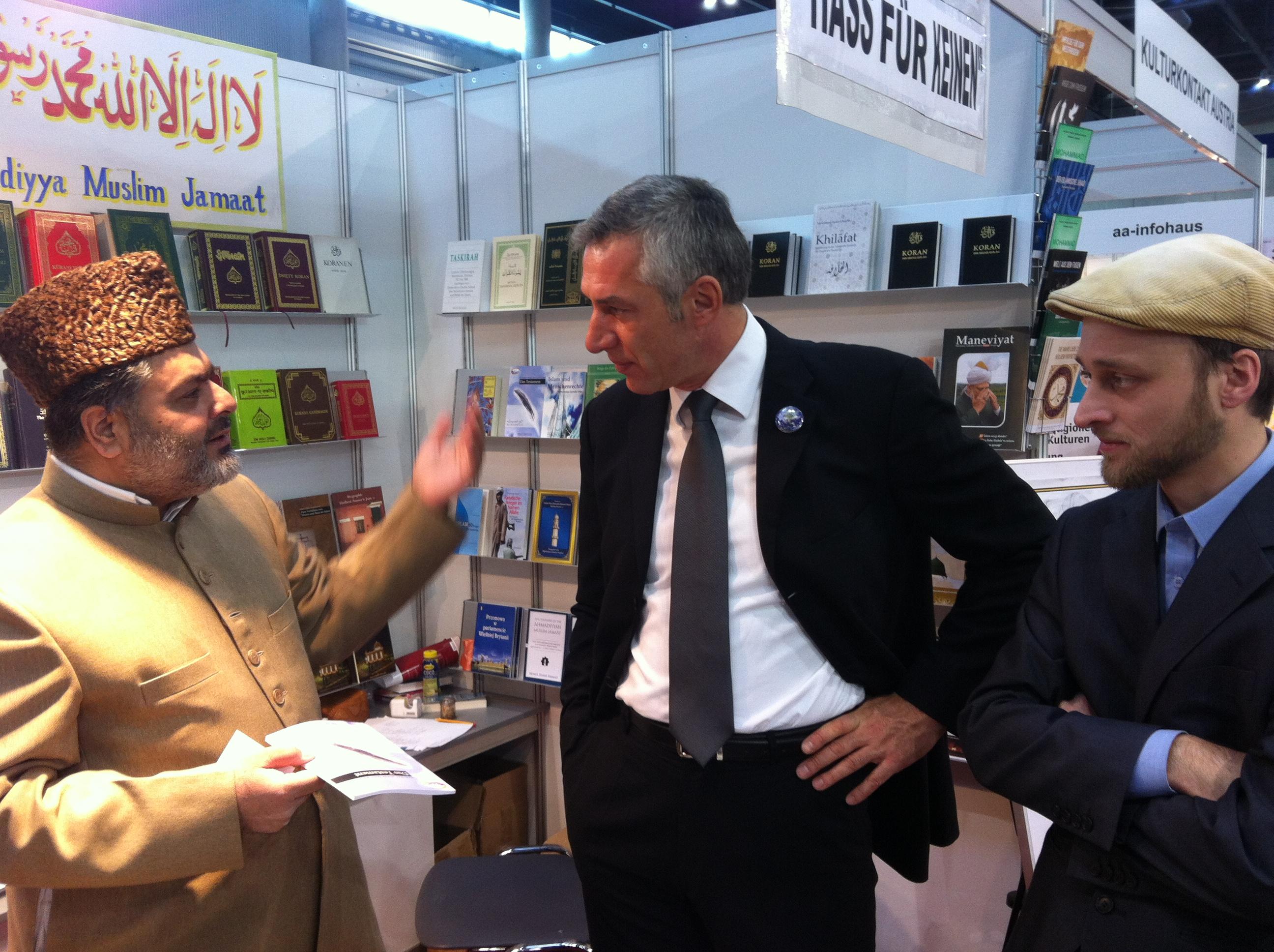 2Film Director & Author HARVEY FRIEDMAN – The Muslim Times