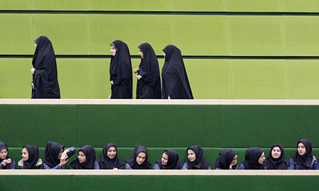 Female Iranian university students – The Muslim Times