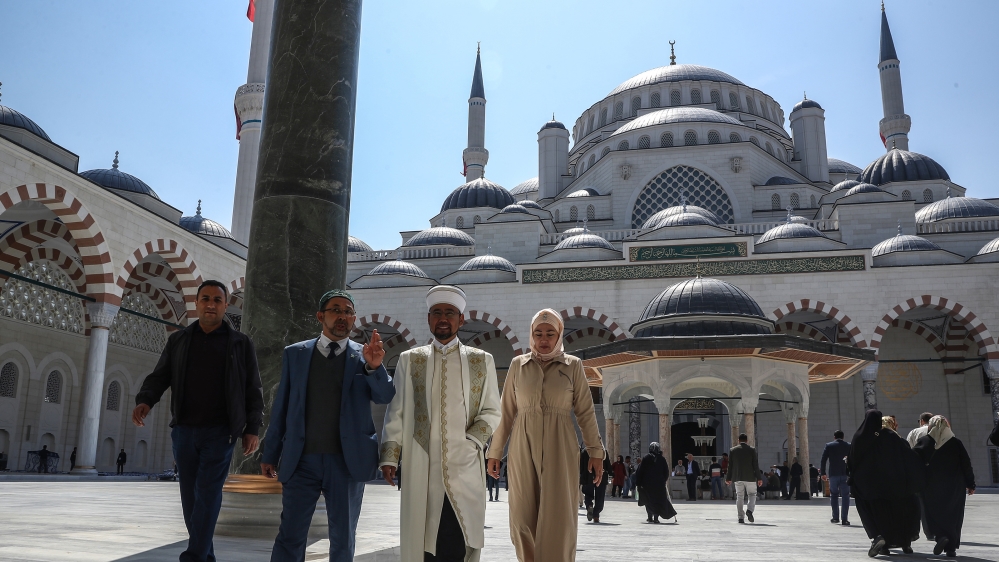 Erdogan opens Turkey’s largest mosque in Istanbul – The Muslim Times